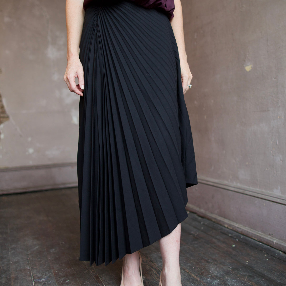 ALC TRACY SKIRT | BLACK | Women's Wool Blend Skirt with Sunburst Pleat ...